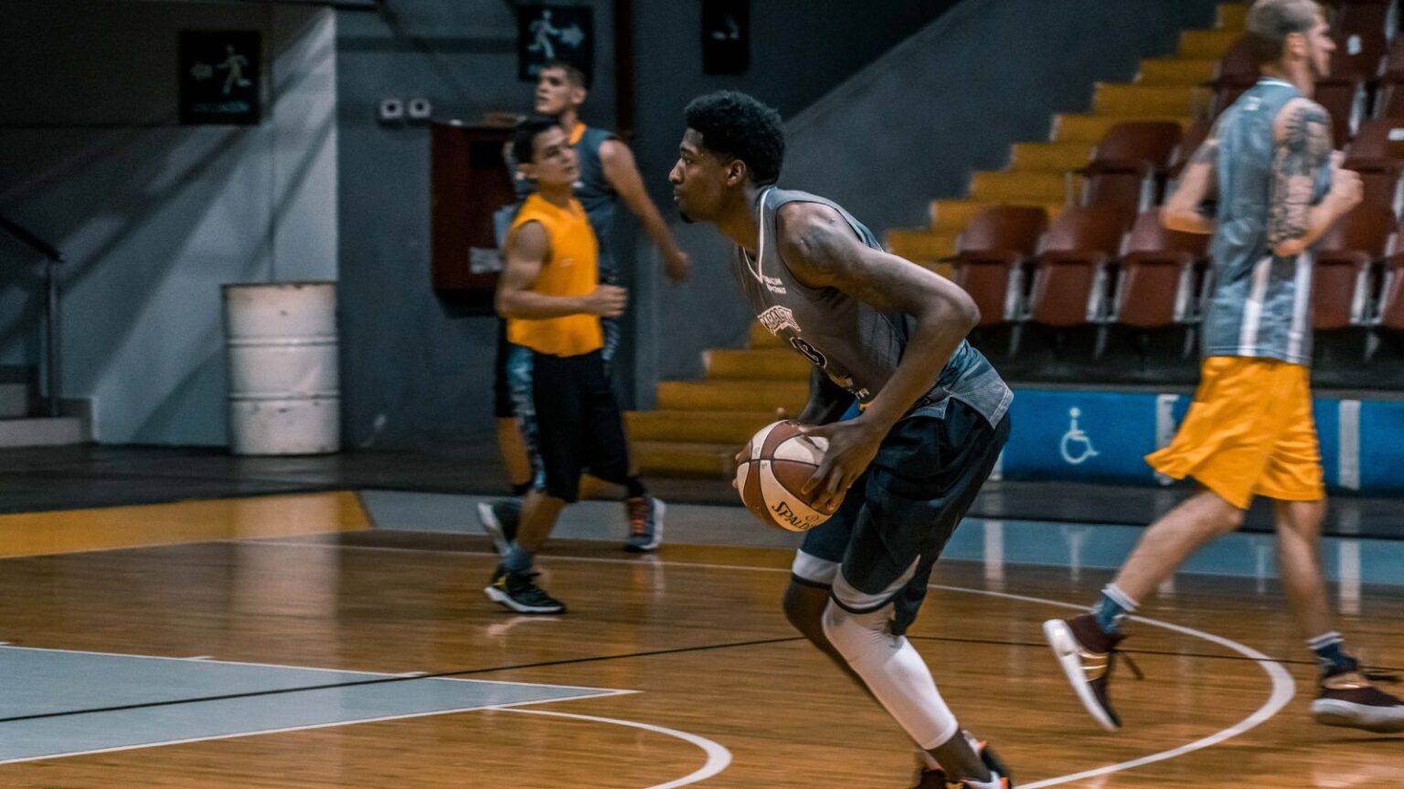 Basic Training Tips for Basketball Players at All Levels ...